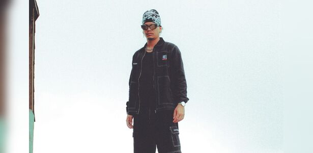 Rapper VK Mac em voo alto e movido por reflexões sobre a vida | Tribuna ...