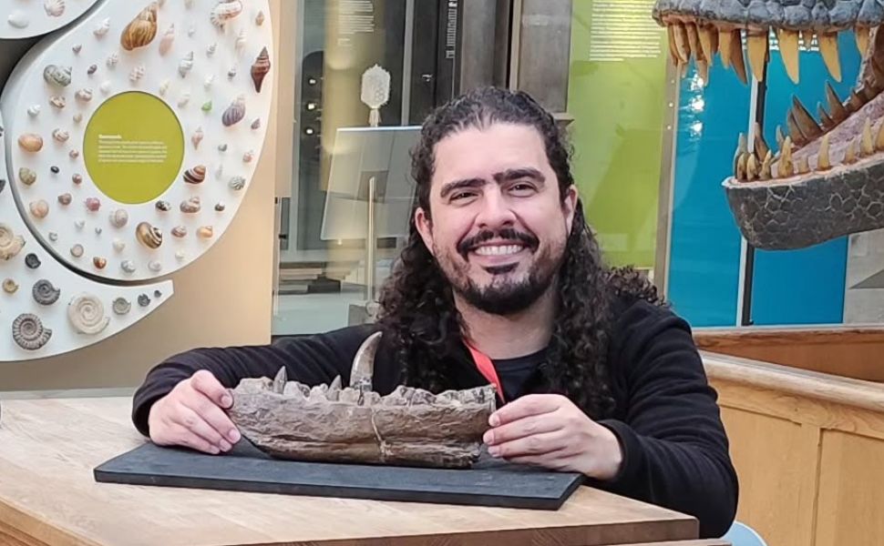 Quem é Pirula, biólogo com 1 milhão de seguidores que sofreu AVC ...