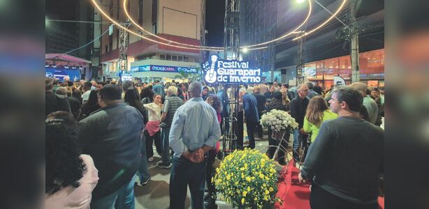 Dez dias de festa com feras da música em Guarapari