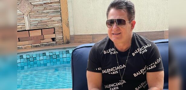 Marrone, da dupla com Bruno, diz que se considera 'meio gay' durante show