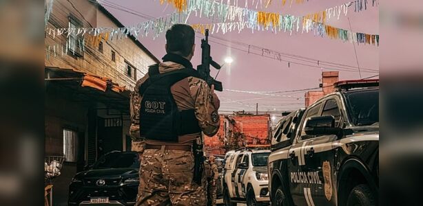 Megaoperação contra organização criminosa do tráfico de drogas prende 17