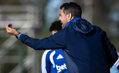 Cruzeiro e Flu duelam na parte de cima da tabela do Brasileirão neste ...