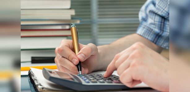 Saiba como levantar faturamento do MEI, parcelar boletos e salvar o CNPJ