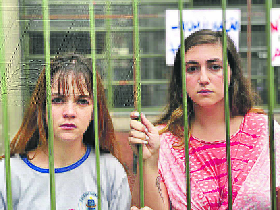 “Comecei a me preocupar com o fim do mundo”, diz atriz Cacá Ottoni ...