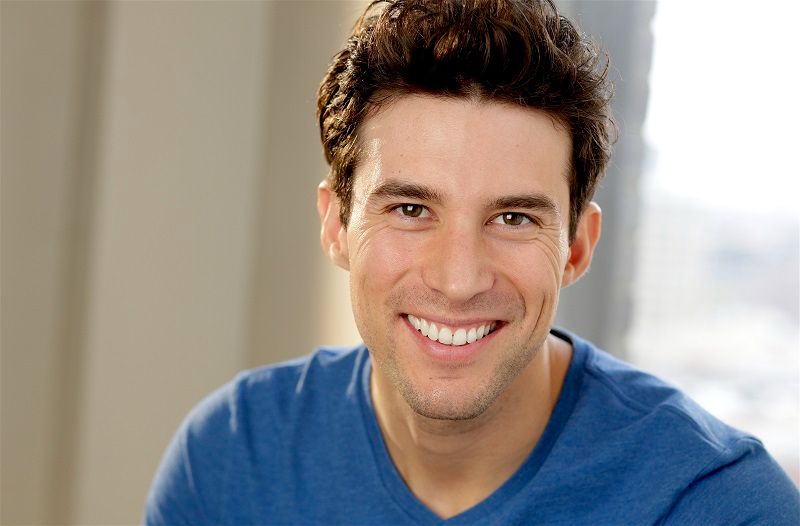 “Acredito no poder da gratidão”, diz ator Gui Agustini | Tribuna Online ...