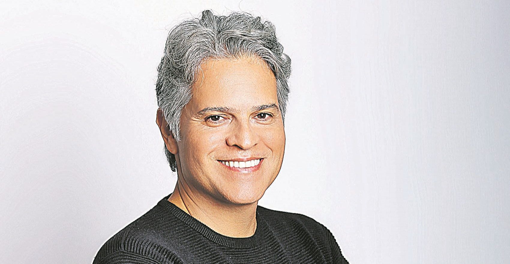 “Jamais trocaria os meus 55 pelos meus 25”, diz ator Juan Alba ...