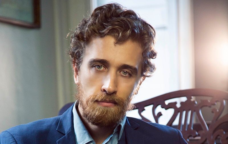 Galã da TV dá aula online de canto | Tribuna Online | Seu portal de ...